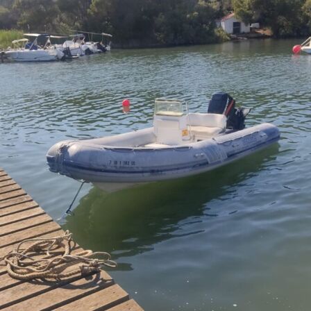 LOMAC 520 - Neumática (EMBARCACIÓN) - Revista ÚTIL Menorca